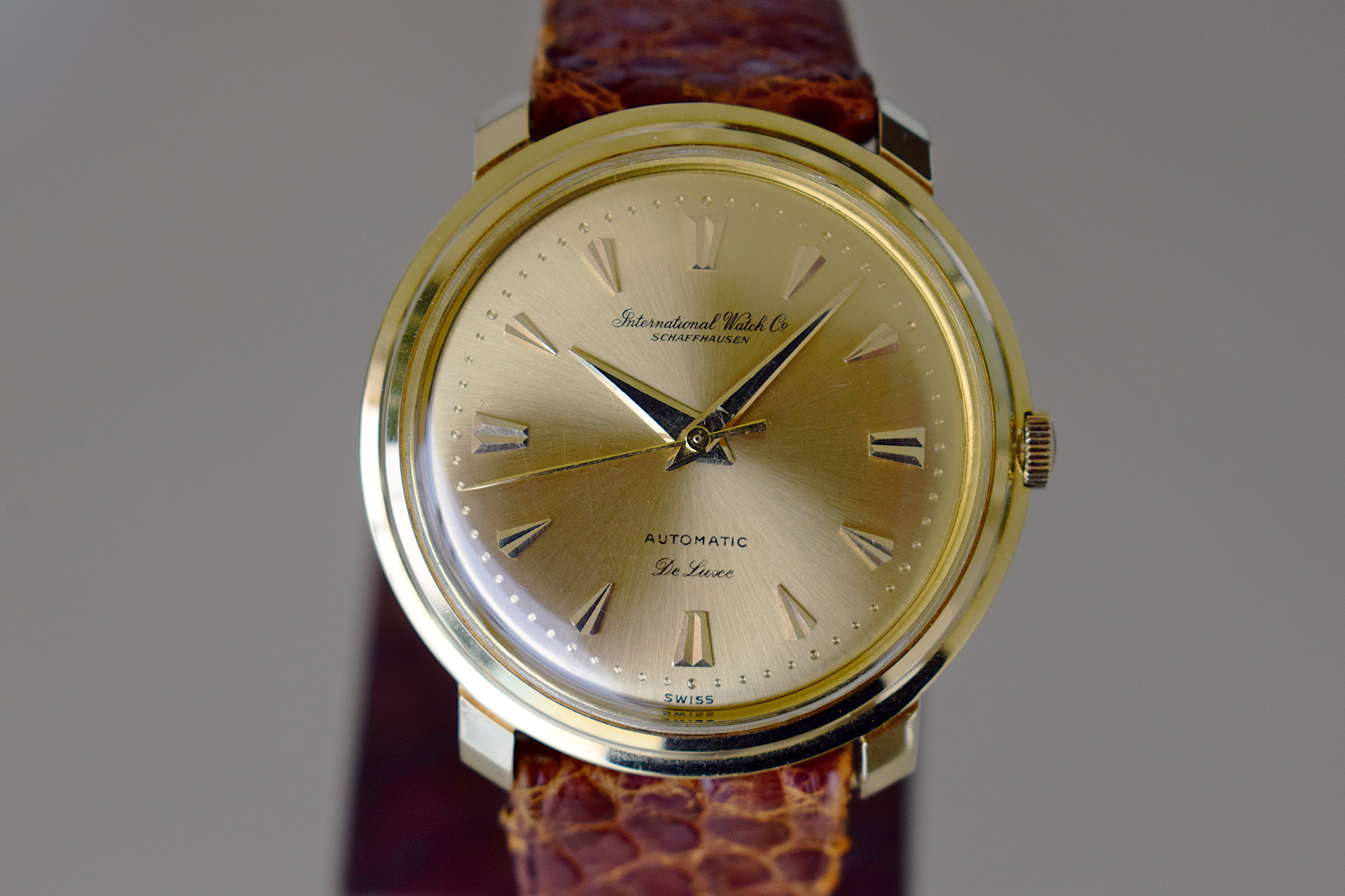 IWC De Luxe Automatic – IWS Iconic Watches Studio